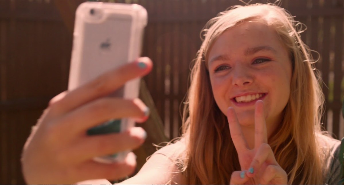 “Eighth Grade” (2018): The Emotional Depth of Kayla – Flip Screen